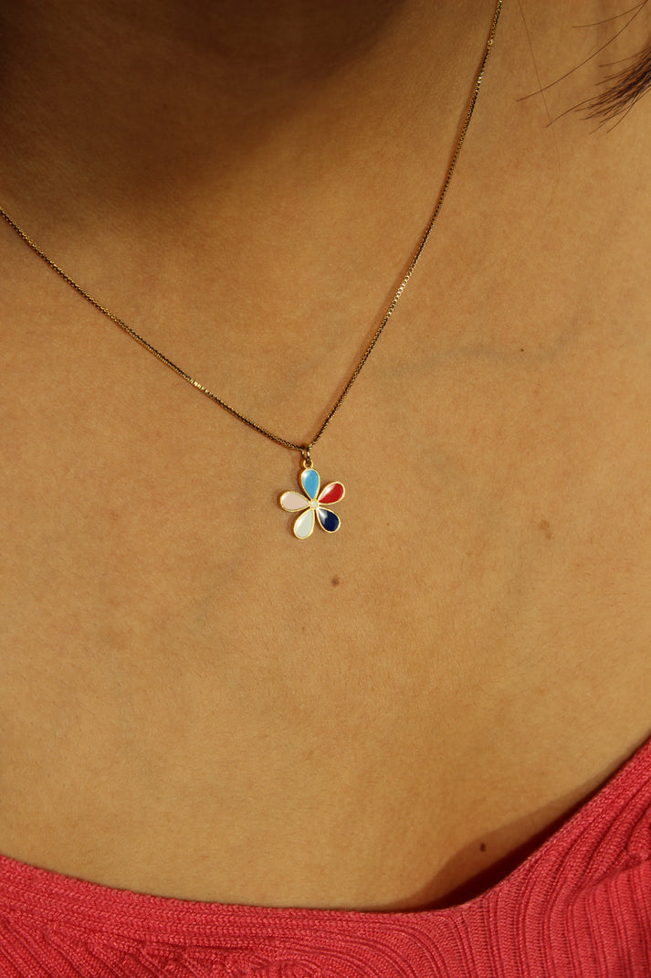 Colorbud Pendant Necklace - Vibrant Enamel & Waterproof – Solmii